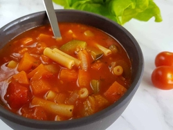 Maindish - What kind of pasta in minestrone soup recipes