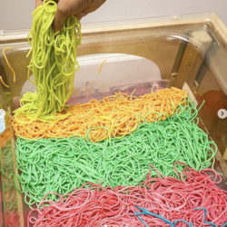 Baby - How to dye noodles for sensory bin recipes