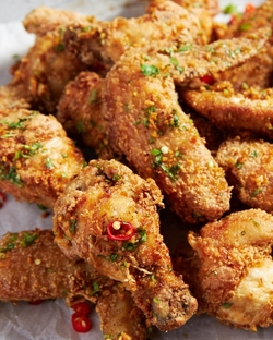 Vietnamese fried chicken wings with fish sauce recipes - Vietnamese recipes