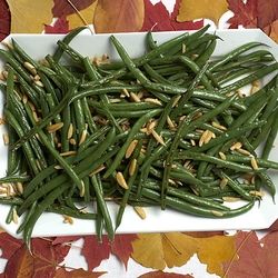 Green Beans Amandine with Almonds and Garlic recipes - Side dishes