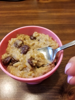 Breakfast - Rice pudding with almond milk and raisins recipes