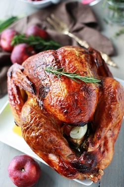 Dinner - Smoked turkey stuffed with apples and oranges recipes